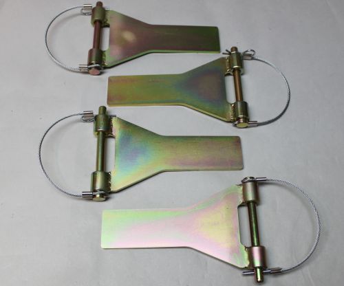 Blower Restraint Header Brackets and Pins (4) all engines